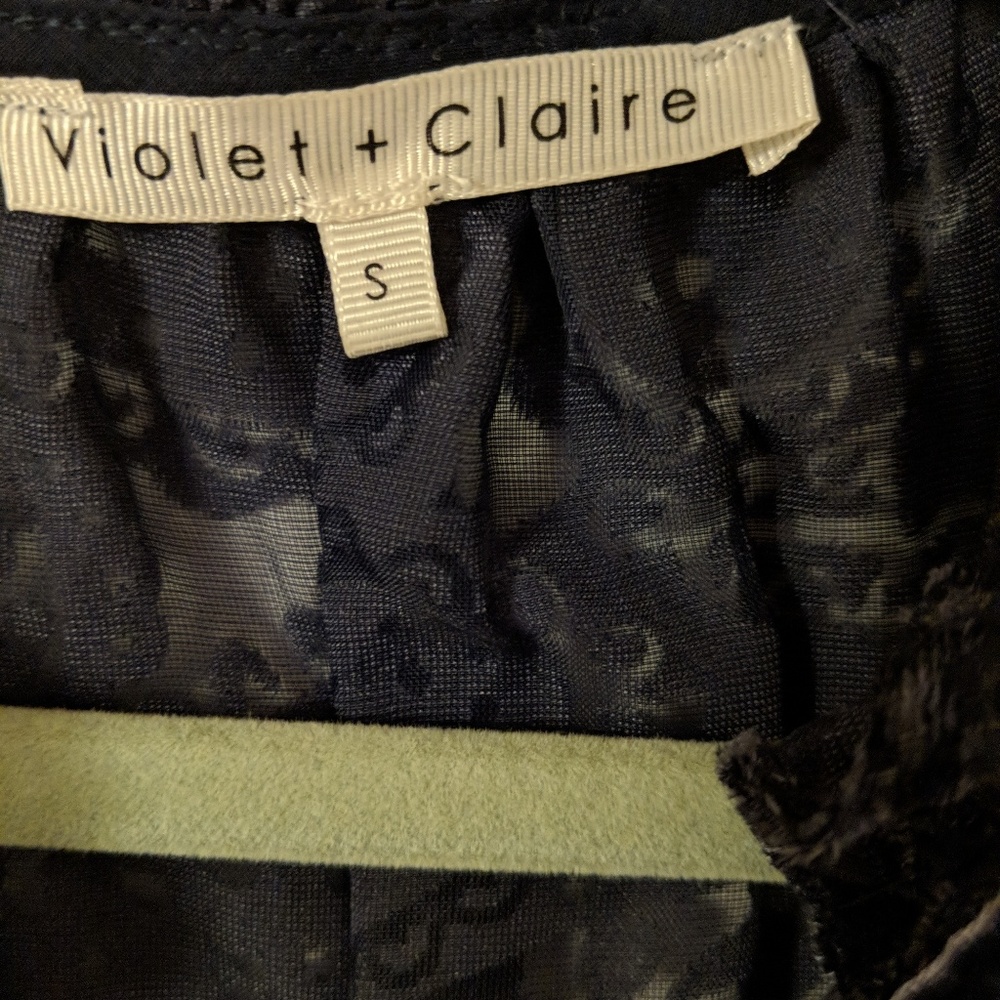 Violet & Claire Velvet Embossed Sleeveless Blouse - Gem